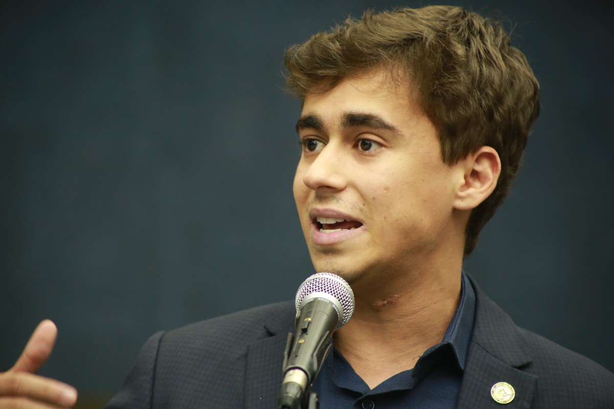 A estratégia digital de Nikolas Ferreira para engajar no YouTube