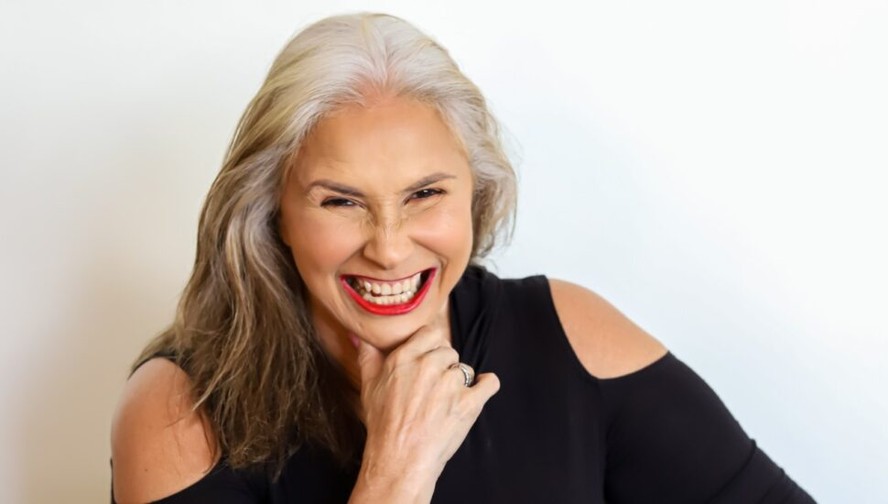 Natal: Fafá de Belém faz show em palco no lago do Campo de São Bento