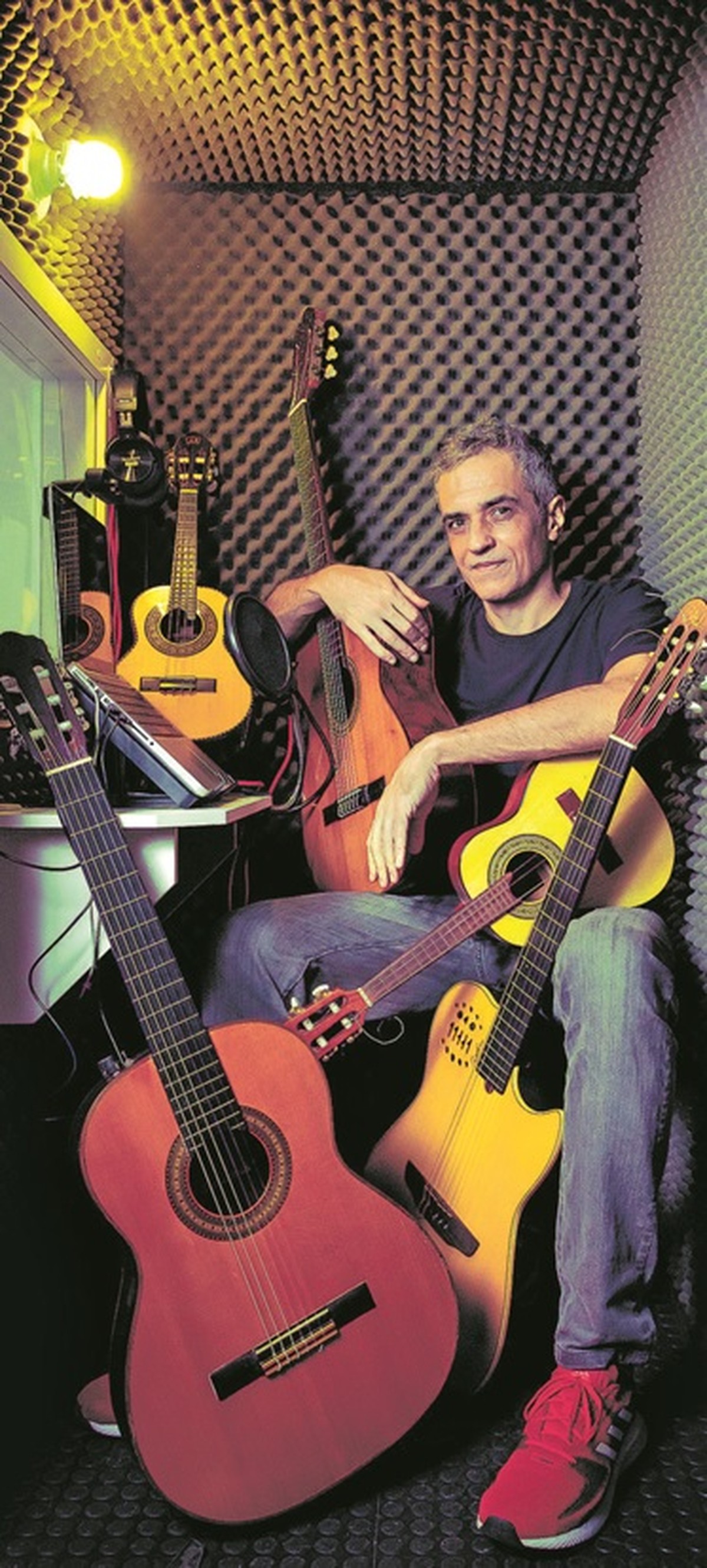 Rodrigo Maranhão lança álbum visual gravado e filmado em apenas um dia