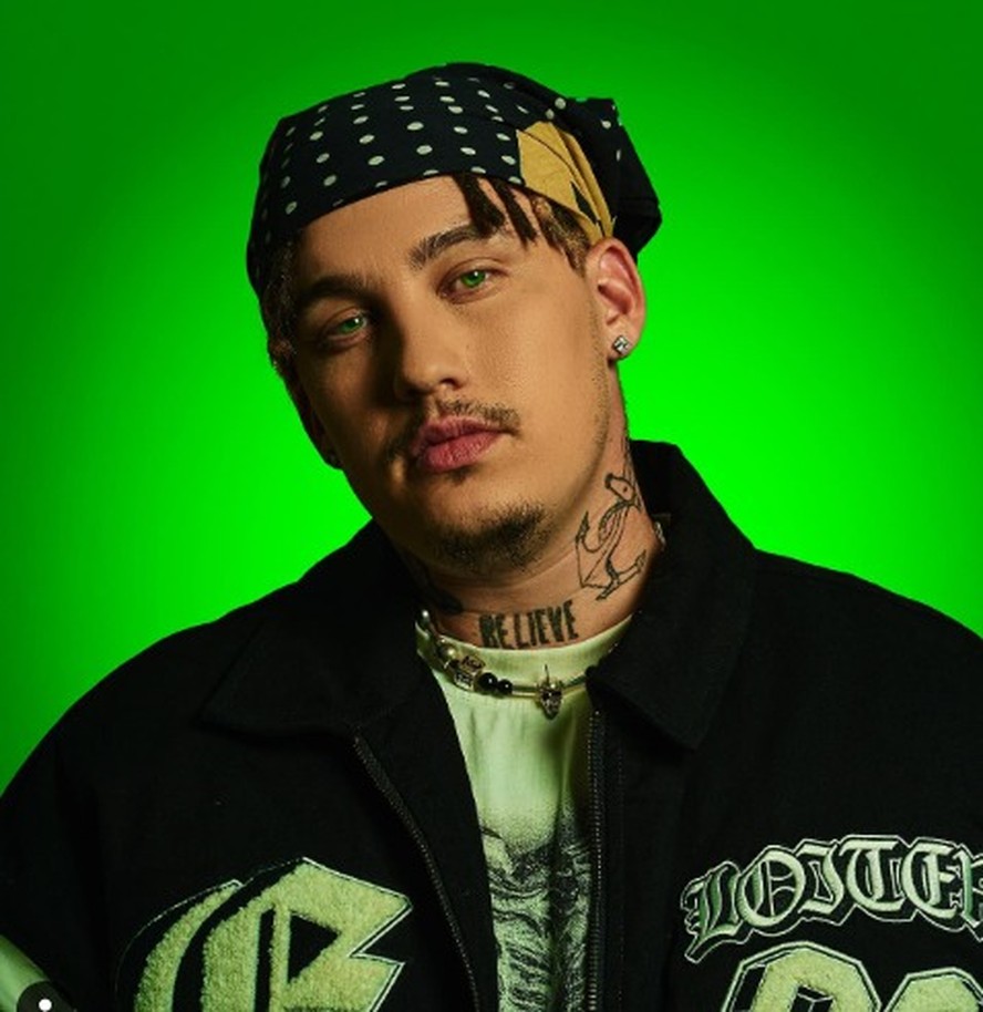 Polícia sul-africana investiga morte de rapper durante show; vídeo