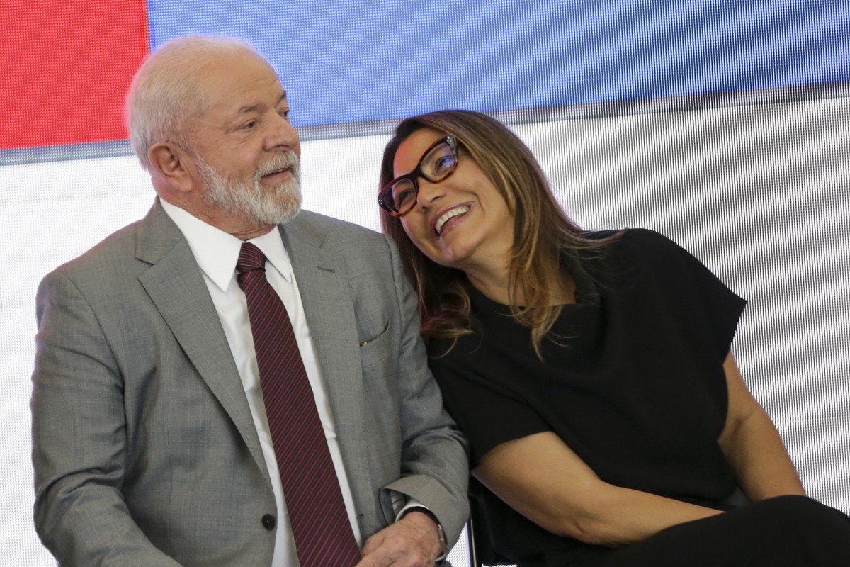 Janja comemora recuperação de Lula nas redes: 'Meu boy é impressionante'