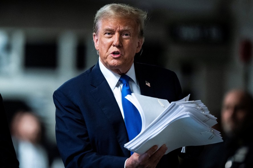 Após Três Dias Juiz Seleciona 12 Jurados Do Julgamento De Trump Em