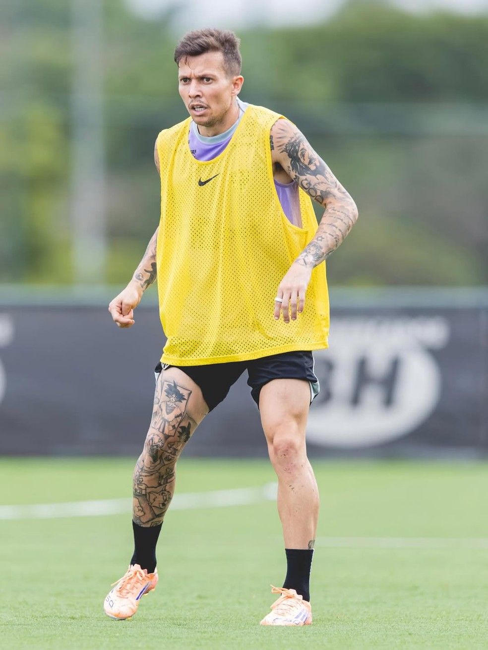 'BBB 26': Edilson critica jogador de futebol da seleção de 2014: ‘Ruim ...