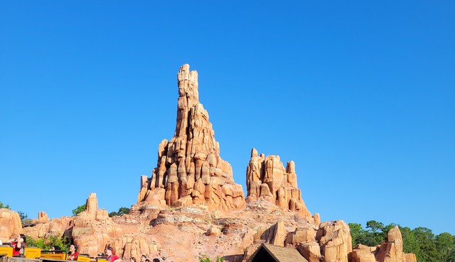 Universal fechará uma de suas montanhas-russas mais famosas; veja ...