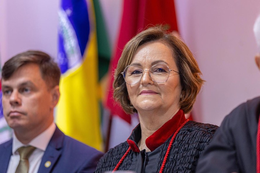 Com tia de JHC entre os nomes, Senado sabatina indicados para tribunais ...