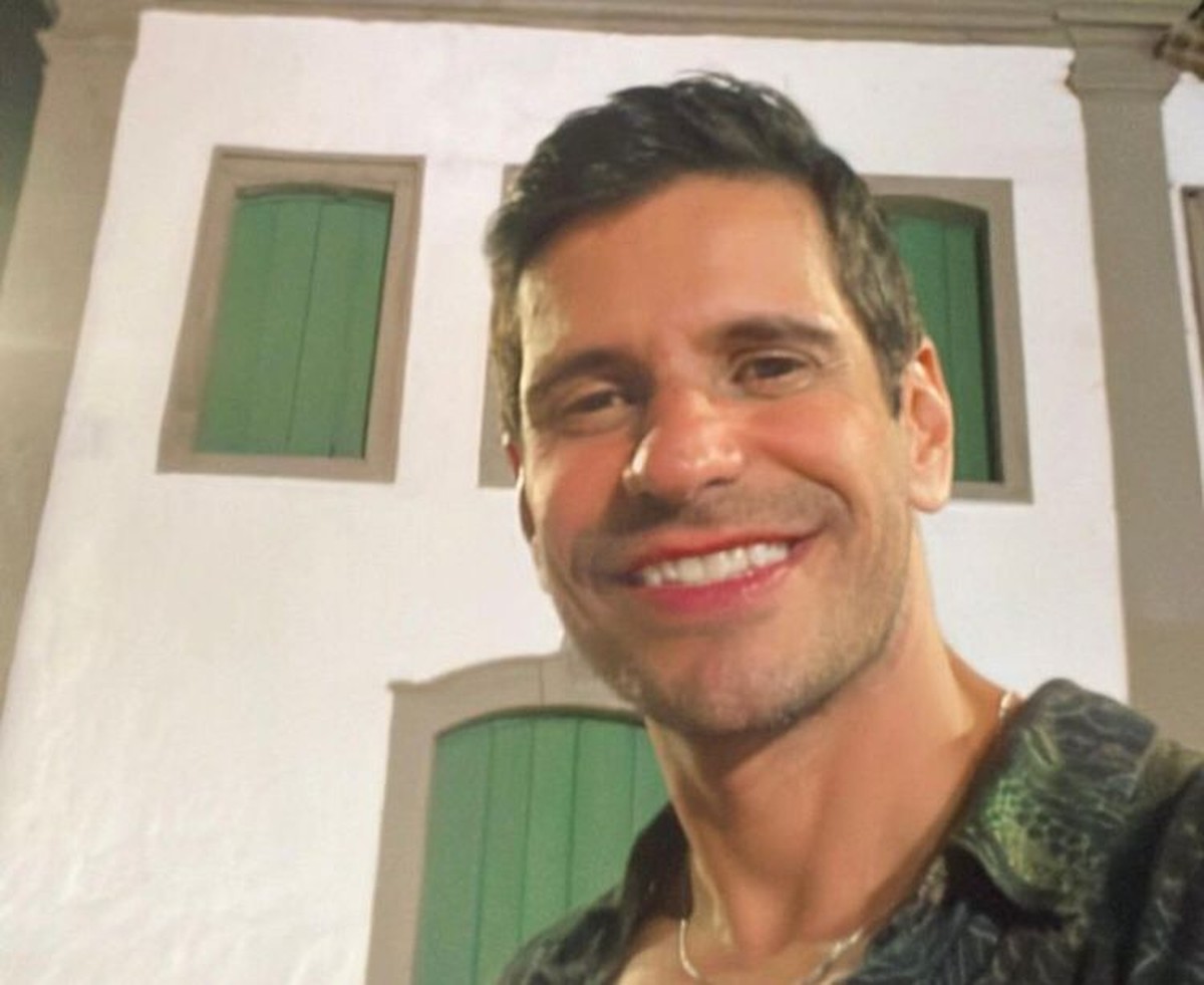 Alexandre Barillari fala da chegada aos 50 anos e de boatos de romance ...