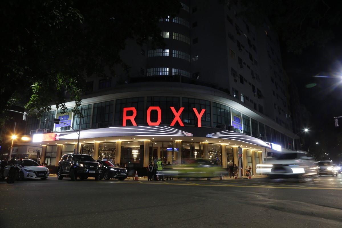 Como é o Roxy Dinner Show? Vídeo mostra por dentro a casa de espetáculos