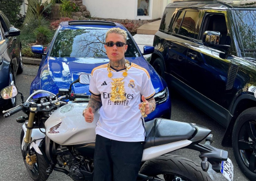 Carro de MC Daniel que se envolveu em batida no de Romário pode custar ...