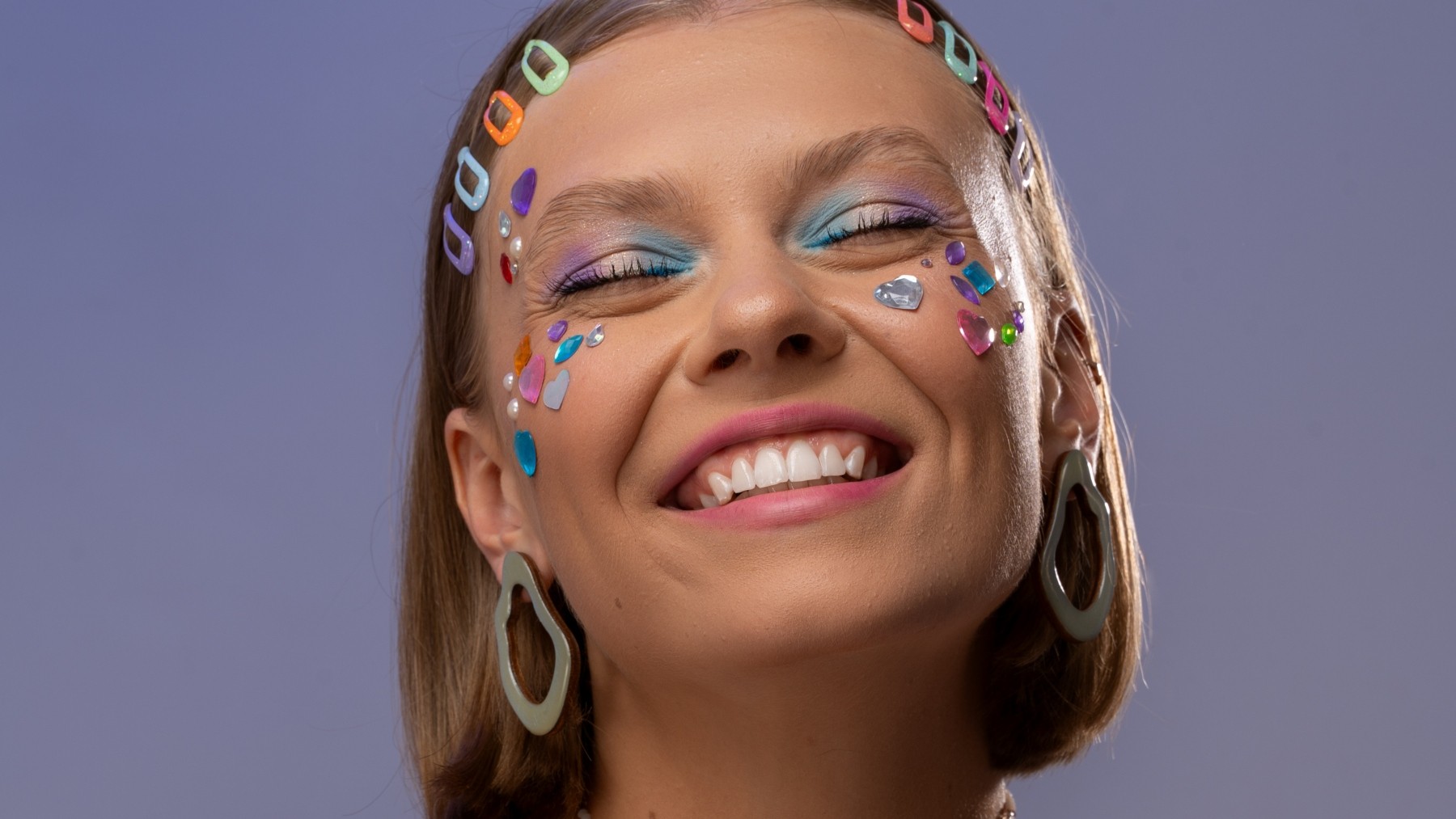 Carnaval: 5 dicas para evitar alergias, espinhas e queimaduras na pele ...
