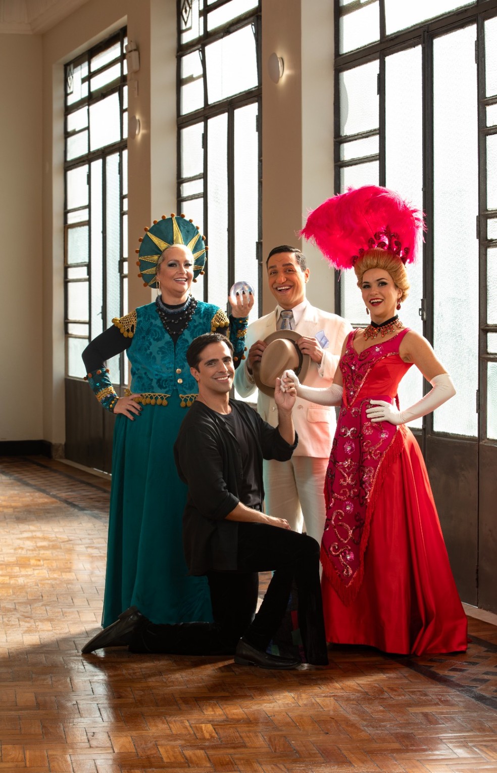 Musical sobre Bibi Ferreira reabre Teatro Carlos Gomes, palco onde a ...