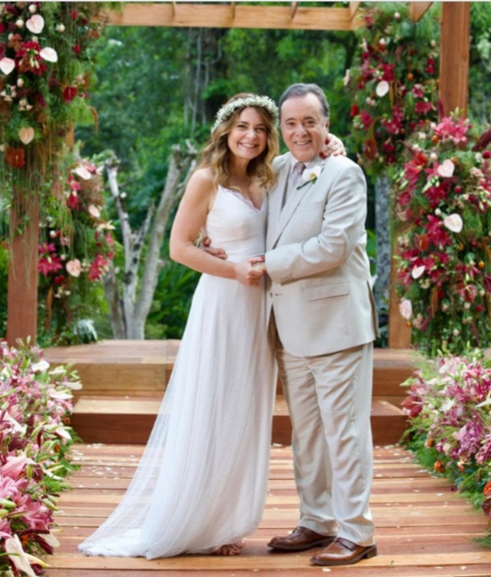 'Dona de mim': Tony Ramos e Cláudia Abreu surgem como noivos na novela