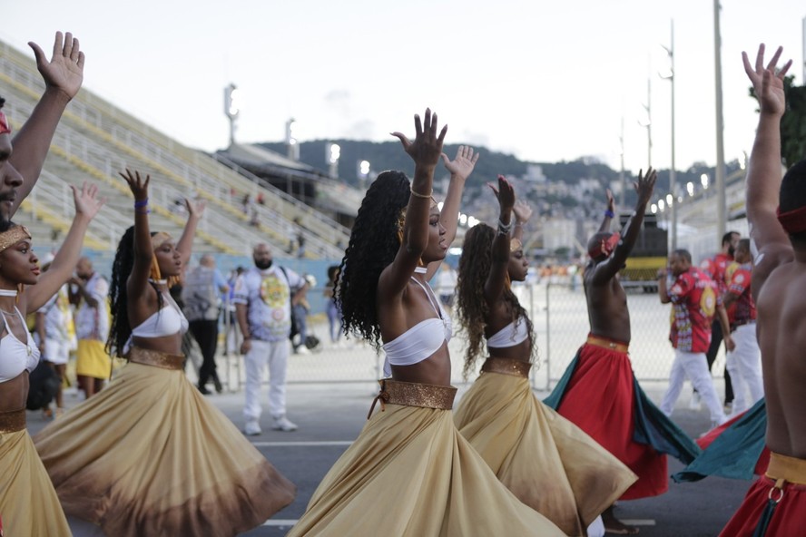 Carnaval 2024: avenida se enche de cor neste sábado para ensaio técnico ...