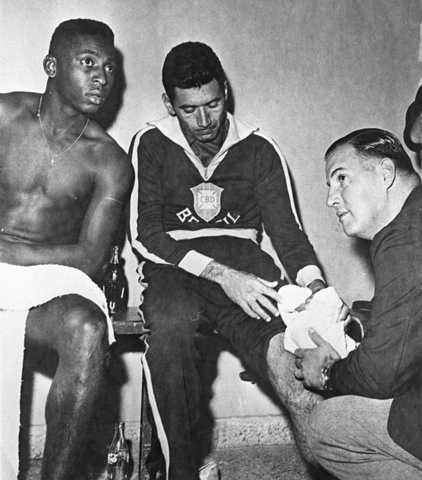 Conheça a história de Pelé na única competição que ele não venceu na ...