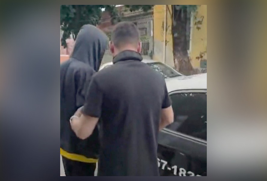 Adolescente de 16 anos é apreendido por incentivar automutilação ...