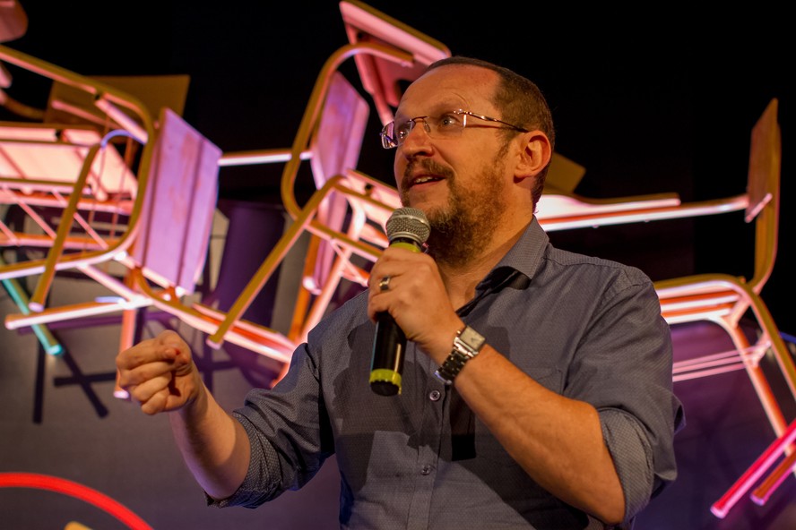 Vencedor do Prêmio Jabuti, Ilan Brenman anuncia seu novo trabalho