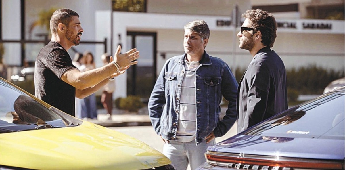 'Vale tudo': Afonso se envolve em acidente com César e fica perto de ...