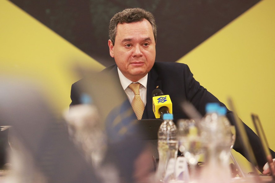 Mesmo antes de fala de Bolsonaro, presidente do BB diz que quer ajudar ...