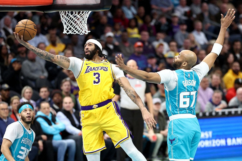 Troca bombástica entre Doncic e Davis 'refunda' Lakers e coloca ...