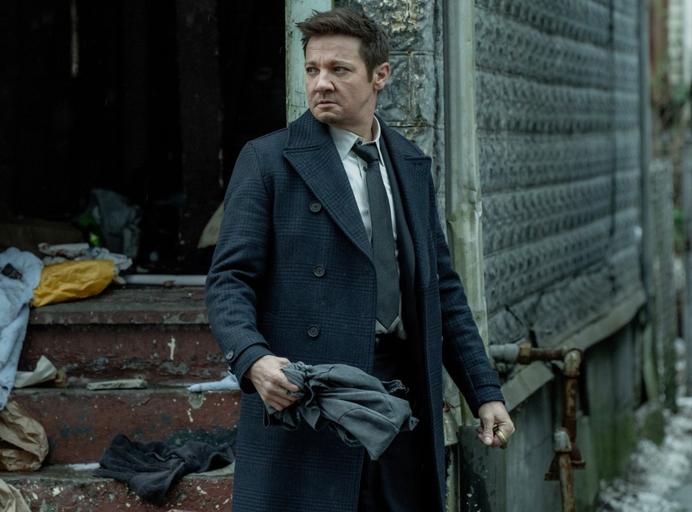 Jeremy Renner fala do retorno ao trabalho após acidente gravíssimo ...