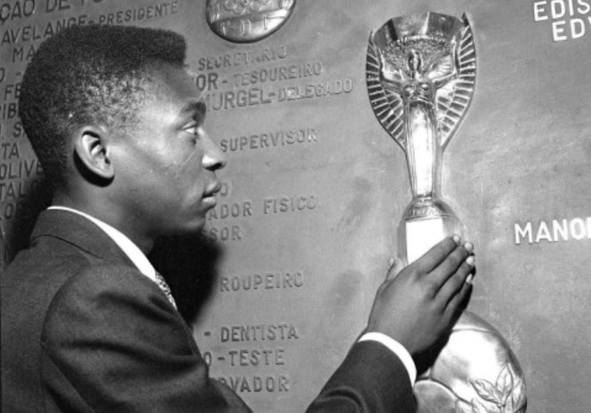 O que aconteceu com ladrões que roubaram Taça Jules Rimet da CBF há 40 ...