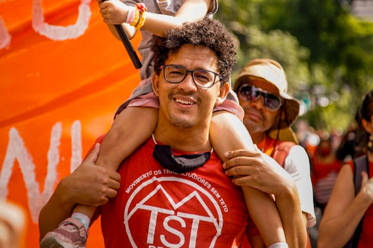 Ativista do MTST é nomeado para liderar inédita Secretaria das ...