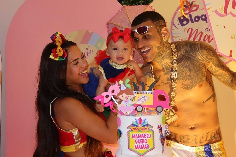 Com apenas 5 meses, filha de influenciadores já é fenômeno nas redes ...
