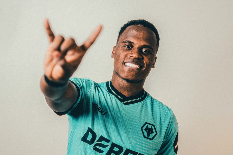Arias e Wolves já aceitaram oferta do Palmeiras; Fluminense não deve cobrir