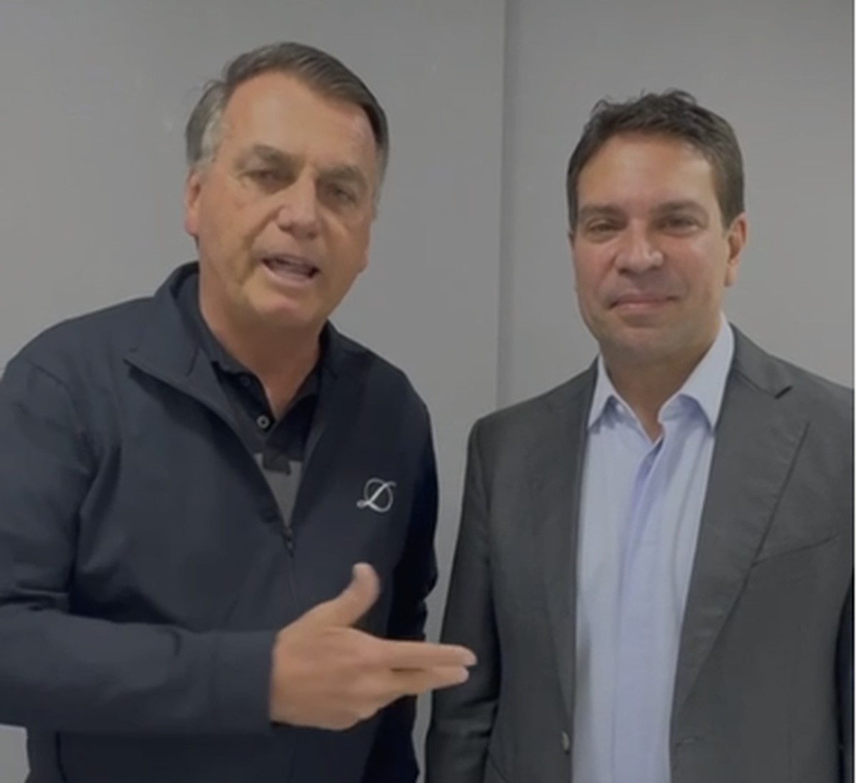Bolsonaro e Ramagem aparecem juntos em vídeo após escândalo da Abin e ...