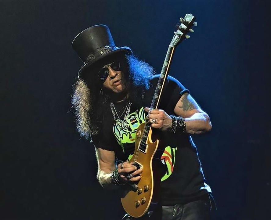 Slash presta solidariedade às vítimas do RS: 'Deus acompanhe vocês'