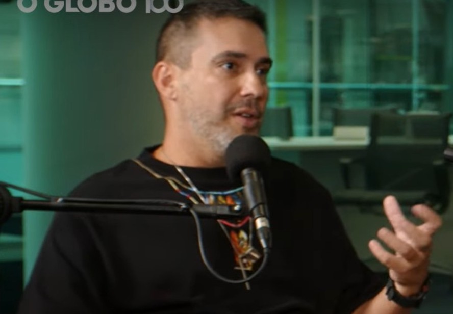 No videocast 'Novelão', André Marques conta como conseguiu aumento para ...