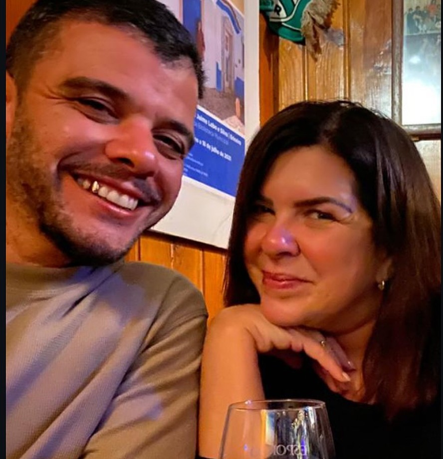 'Destroçada, vazia, sem fé e com muita saudade', diz mãe de ex-ator ...