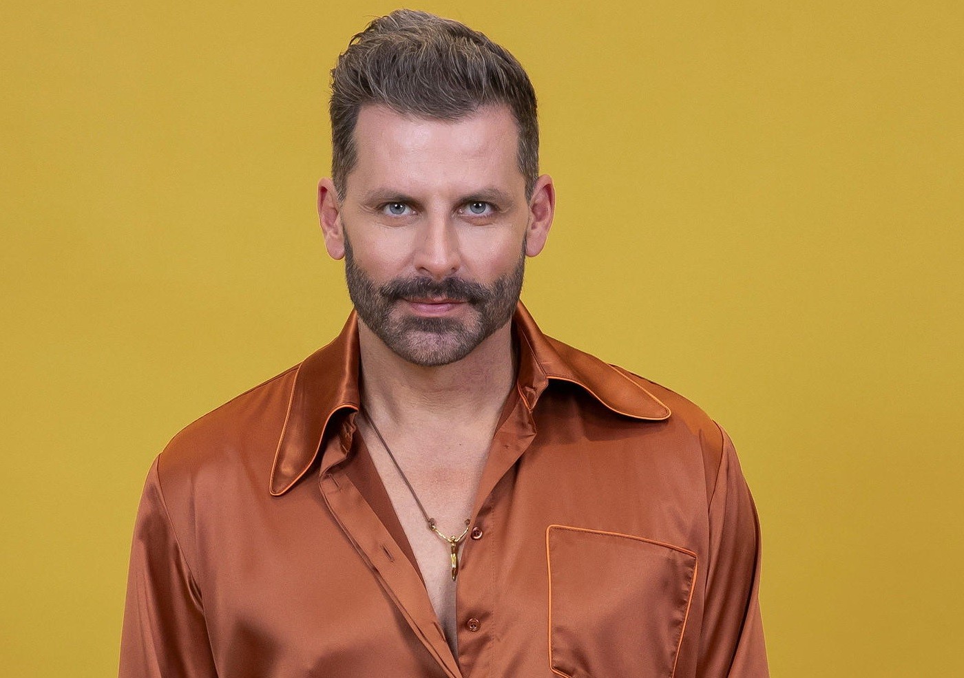 Pós-BBB 26, Henri Castelli abre a casa para os fãs e diz que voltaria ...