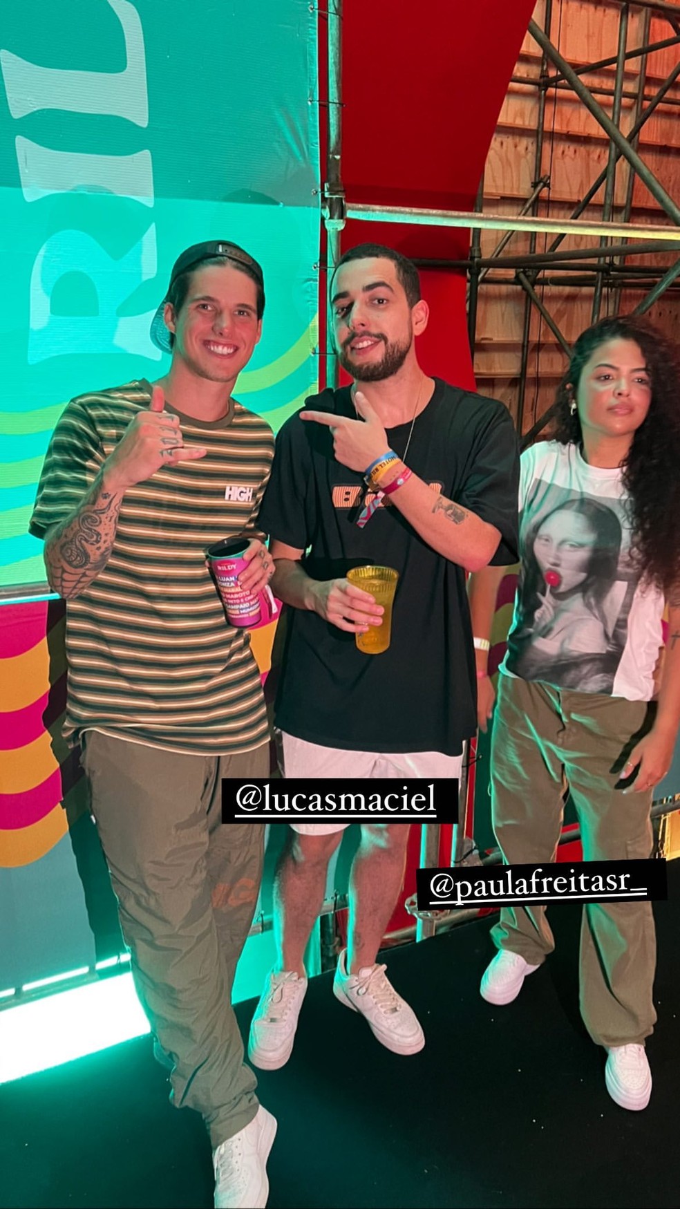 Gabriel Fop encontra seu ídolo, Felipe Prior, no Carnaval