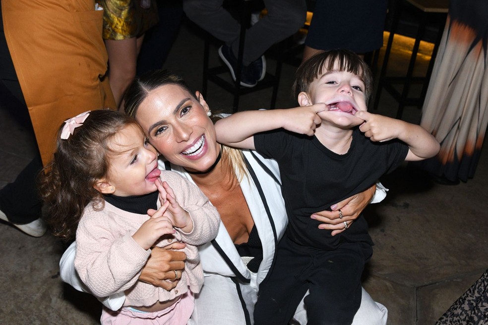 Bia e Branca Feres falam sobre maternidade, luto e a redescoberta do corpo após os filhos