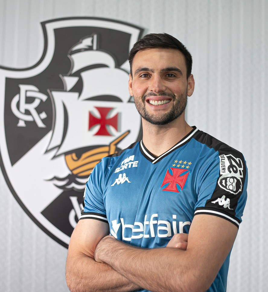 Vasco anuncia o goleiro Daniel Fuzato