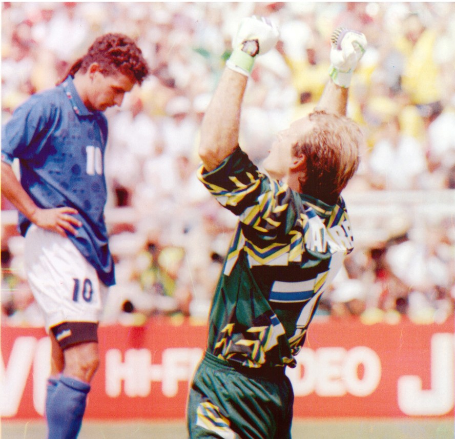 Lembrado por pênalti em 1994, Roberto Baggio desembarca no Rio para ...