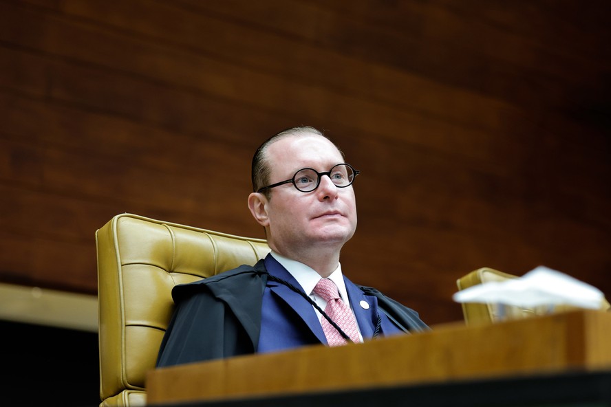 Zanin prorroga investigação sigilosa que mira quatro gabinetes do STJ