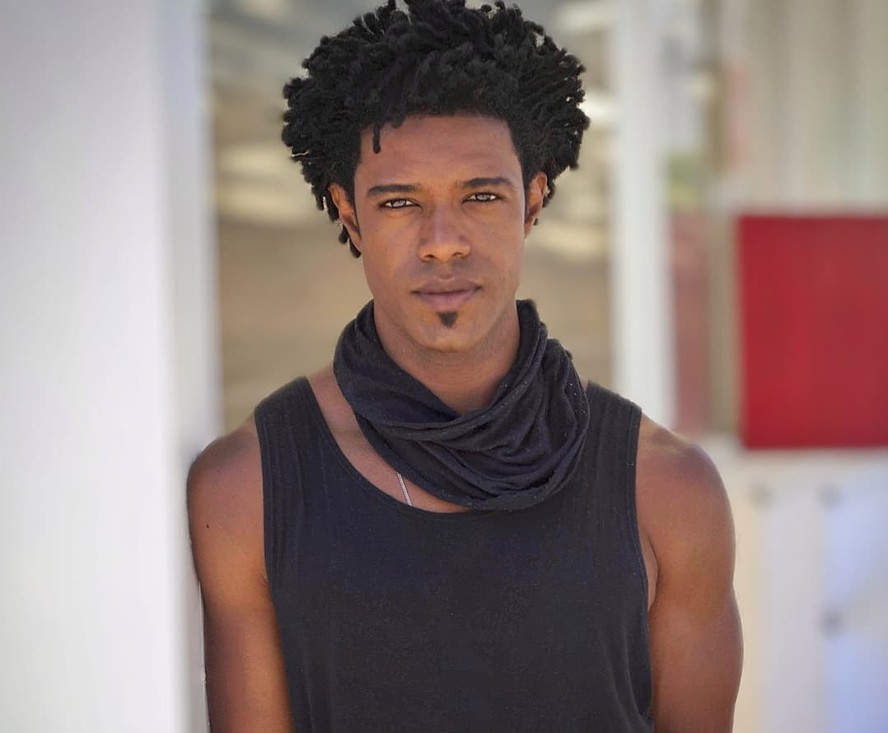 'Garota do momento': Eduardo Louzada surgirá como empresário americano