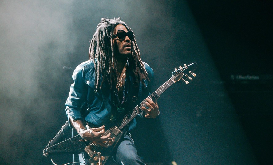 Lenny Kravitz faz única apresentação no Brasil com banda vigorosa ...