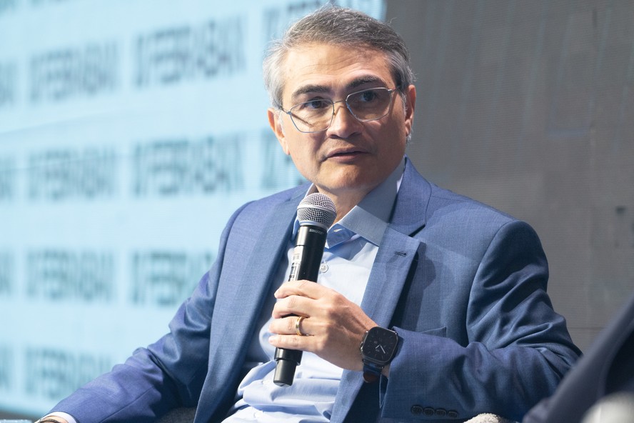 Bancos se comprometem a enfrentar fraudes no consignado em reunião com ...