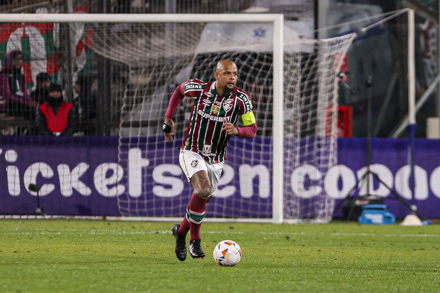 Prestes a completar 100 jogos pelo Fluminense, Felipe Melo projeta ...