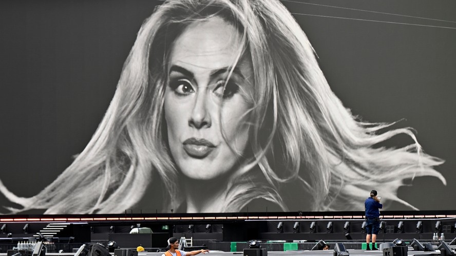 Adele em Munique: R$ 250 milhões de investimento, 800 mil fãs, 220 metros de LED e mais detalhes ...