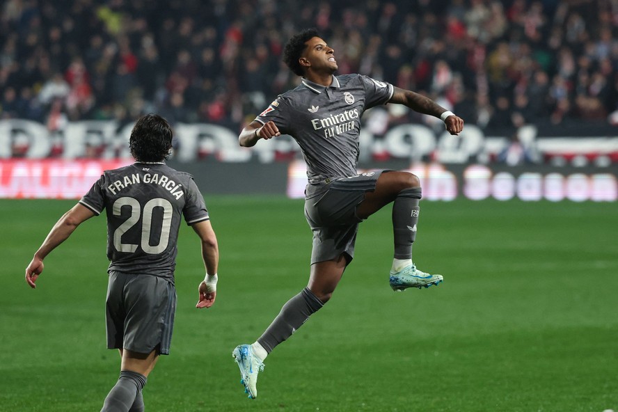 Em 3 a 3 eletrizante, Real Madrid empata com Rayo Vallecano; Rodrygo ...