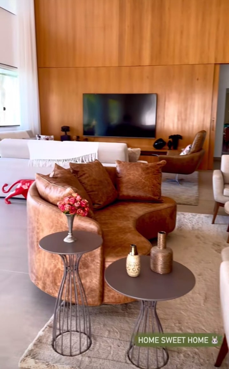 Paula Fernandes posta nova foto com a mãe e impressiona seguidores ...