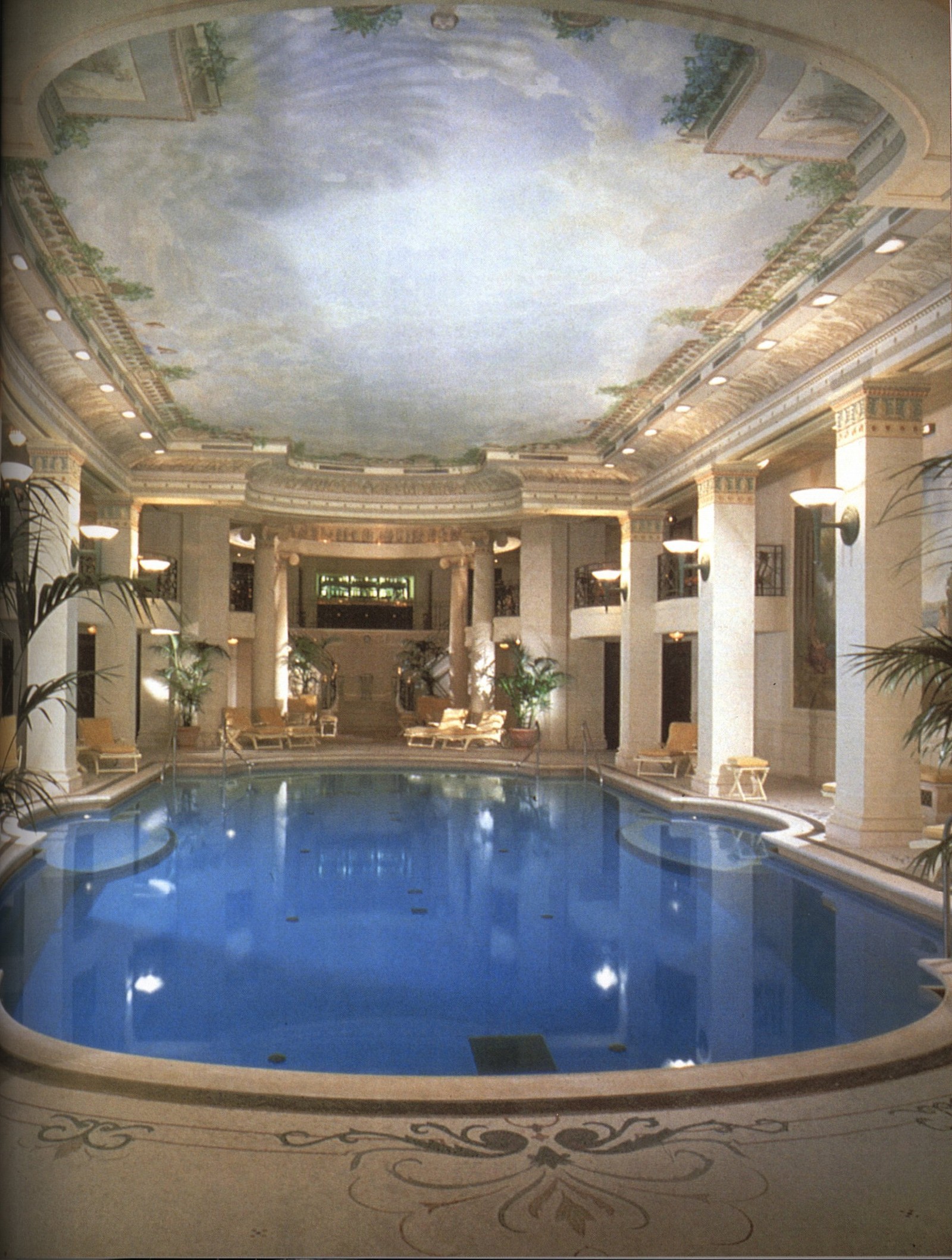 Jatinho particular, família e festão no Ritz: veja os detalhes da ...