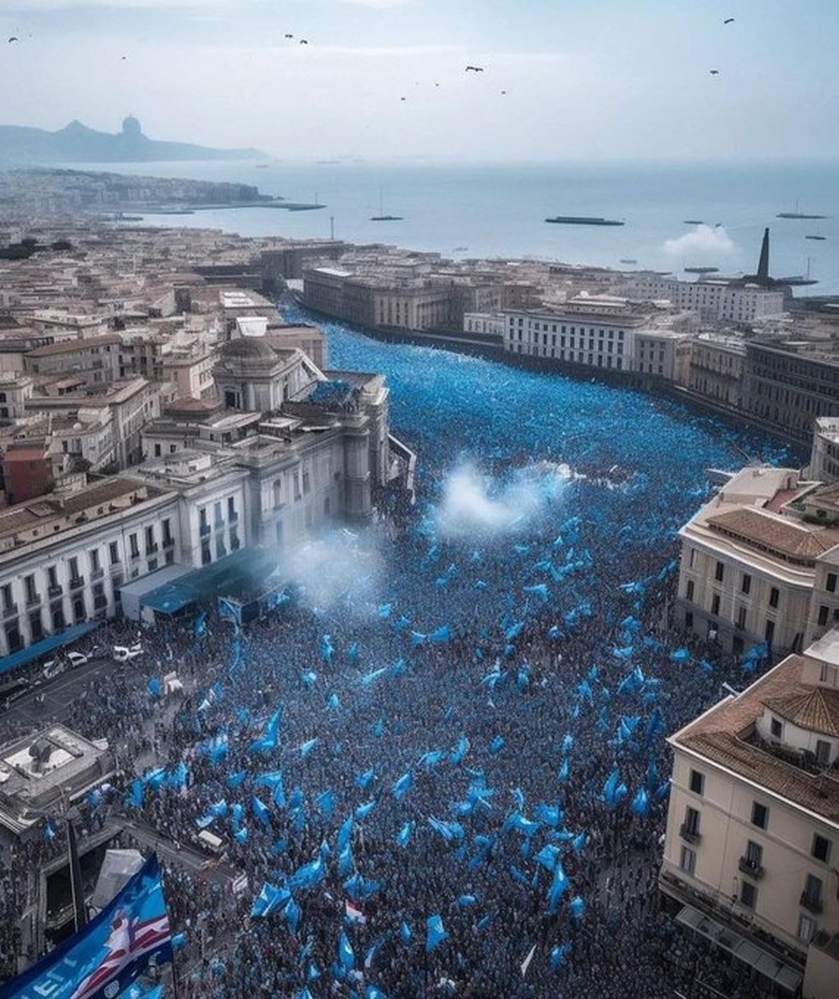 Imagem que viralizou de torcedores na rua comemorando título italiano ...