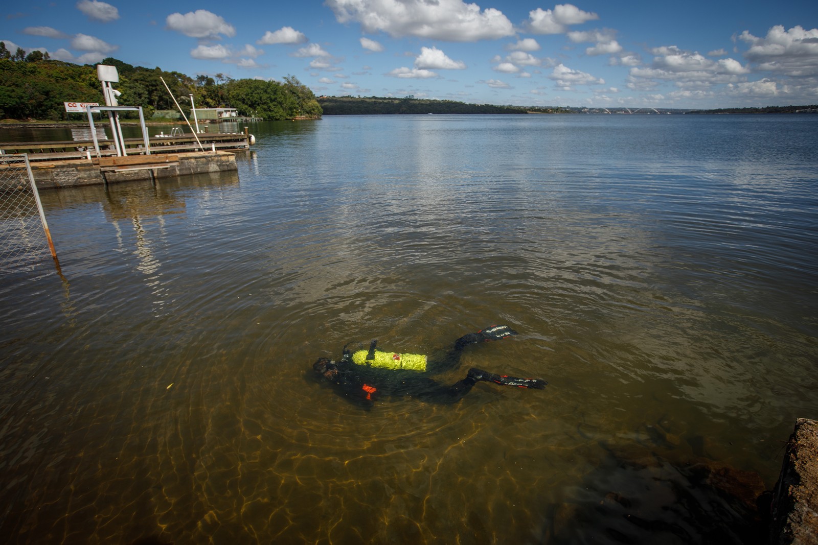 Lago Paranoá vira refúgio no centro do poder