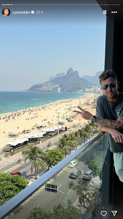 ryan tedder beach