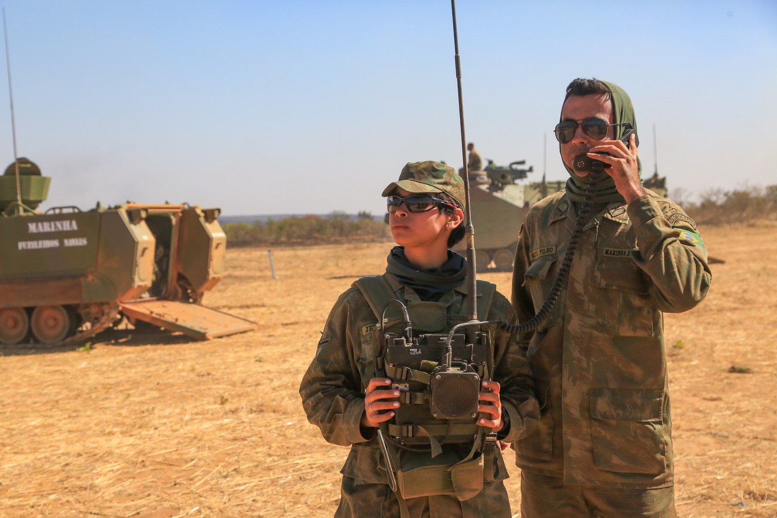 Marinha une tropas dos EUA e China pela 1ª vez em operação militar no ...