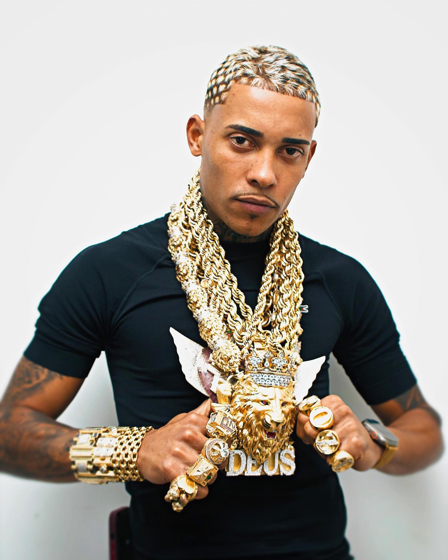 MC Poze: saiba de onde vem a fortuna do funkeiro que foi preso nesta quinta-feira (29)